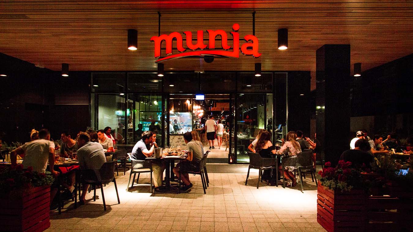 MUNJA - Restauracja adriatycka w Warszawie oferująca dania z grilla